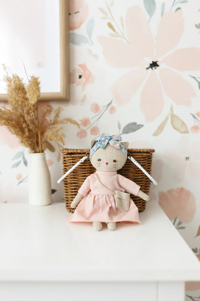 Mini Lilly Kitty | Jolley's Corner